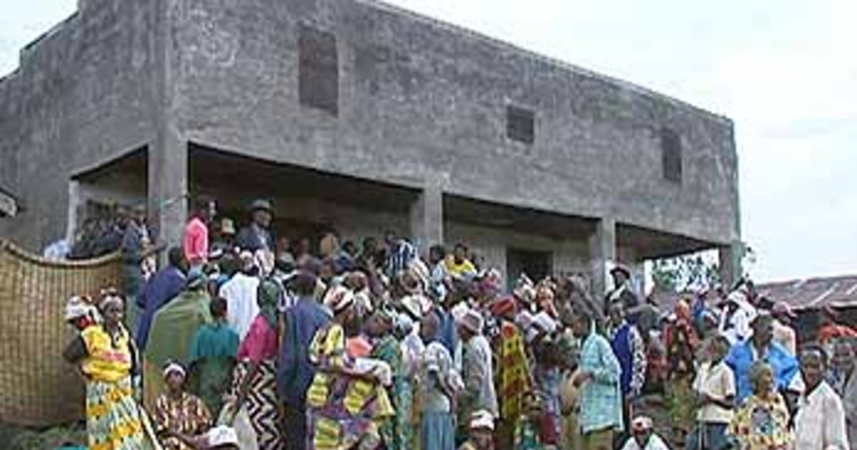 Congolese returnees drift back to Rwandan camp | UNHCR Asia Pacific