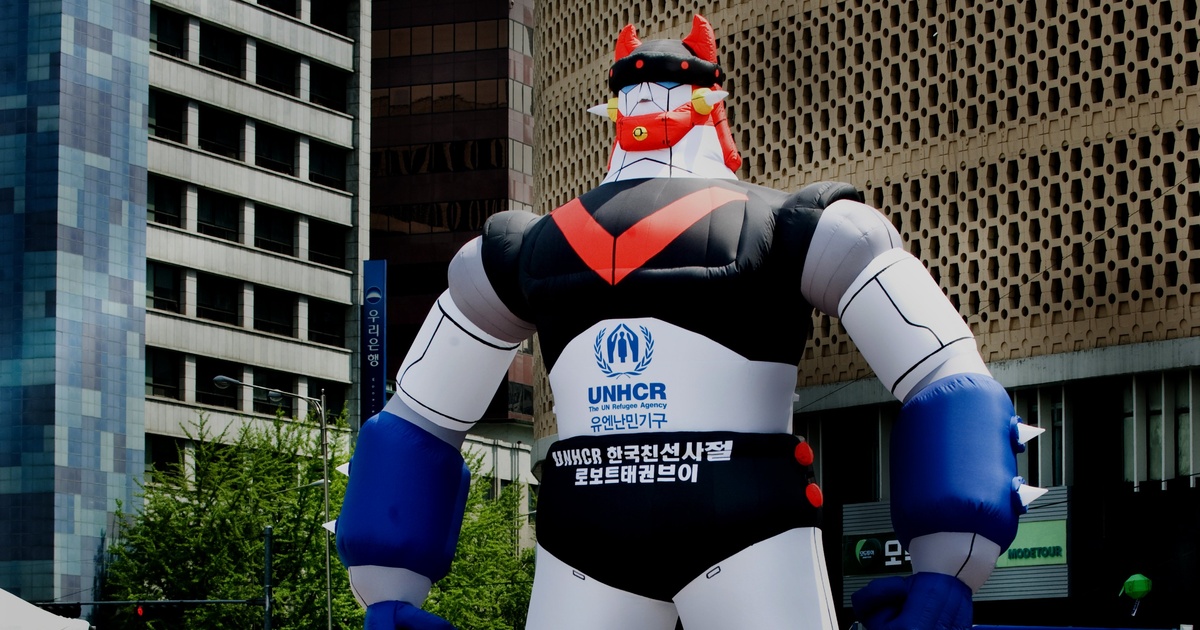 Taekwon Robot V | UNHCR Asia Pacific