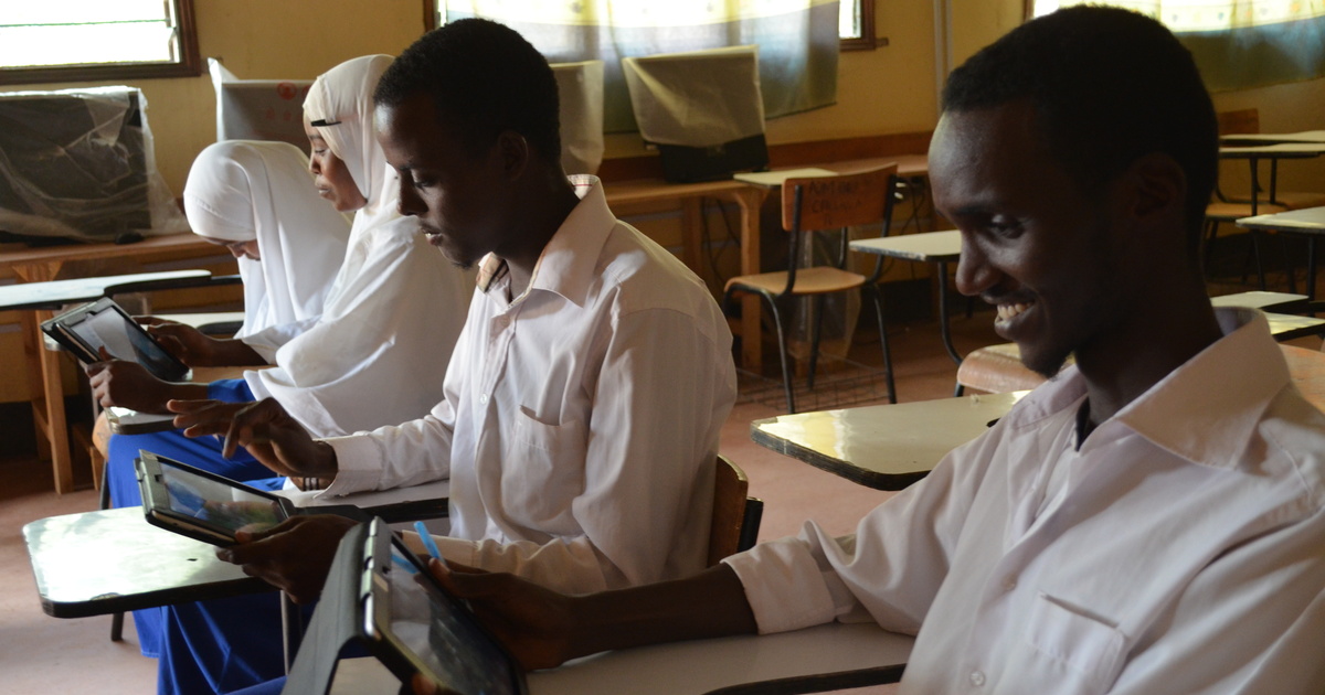 Instant Network School eröffnet somalischen Flüchtlingen eine neue Welt ...