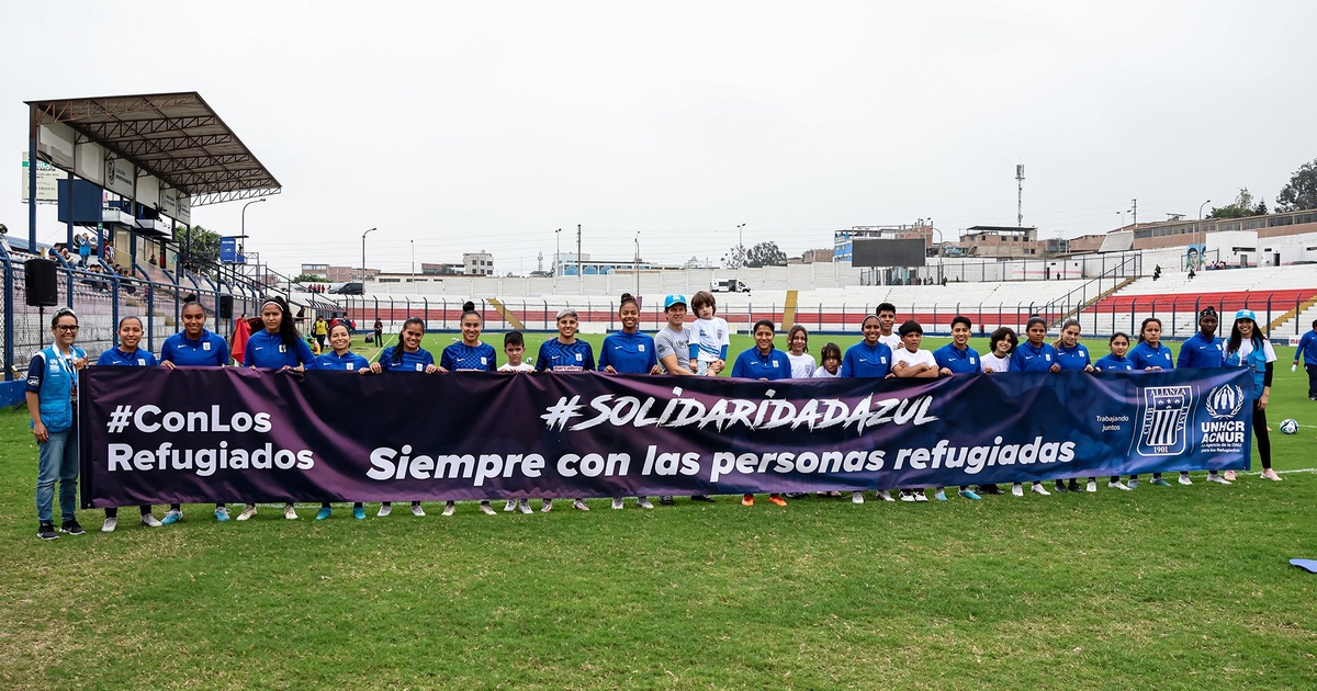 Perú: Alianza Lima y ACNUR conmemoran el día mundial del refugiado | UNHCR Australia