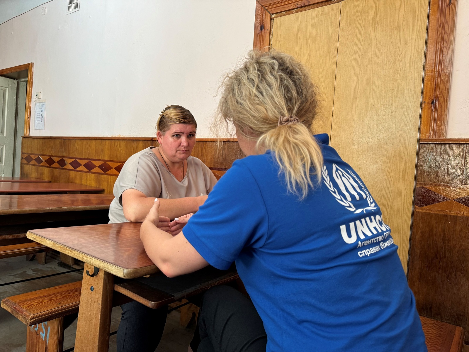 Only Minutes to Pack - Thousands of evacuees flee to safety from the ...