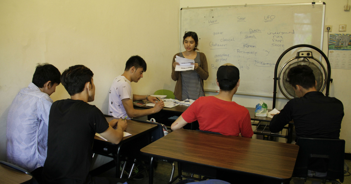 Roshan Learning Center membawa harapan untuk para pengungsi dari luar ...