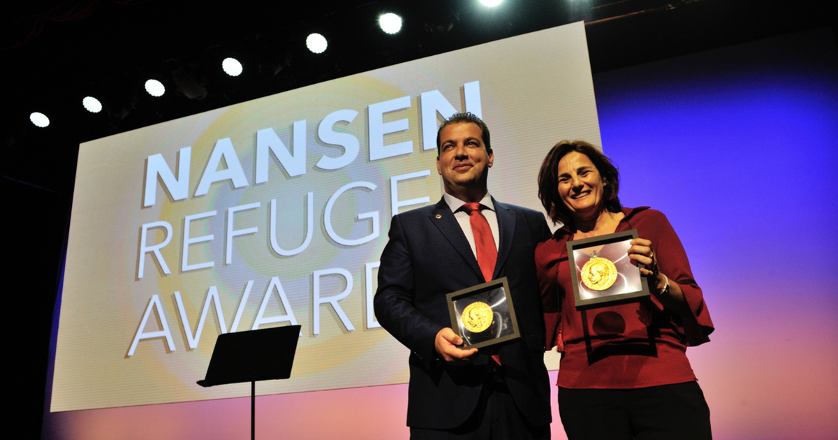 Greek volunteers receive UNHCR Nansen Refugee Award | UNHCR Ireland
