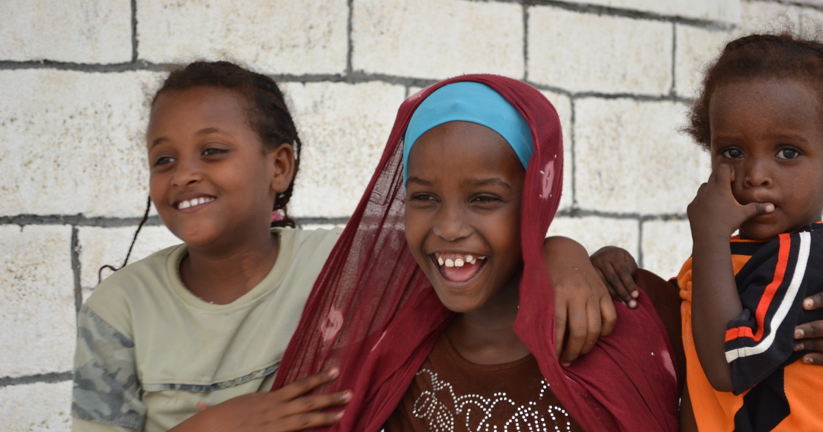 Nansen Refugee Award winner builds primary school in Yemen | UNHCR India