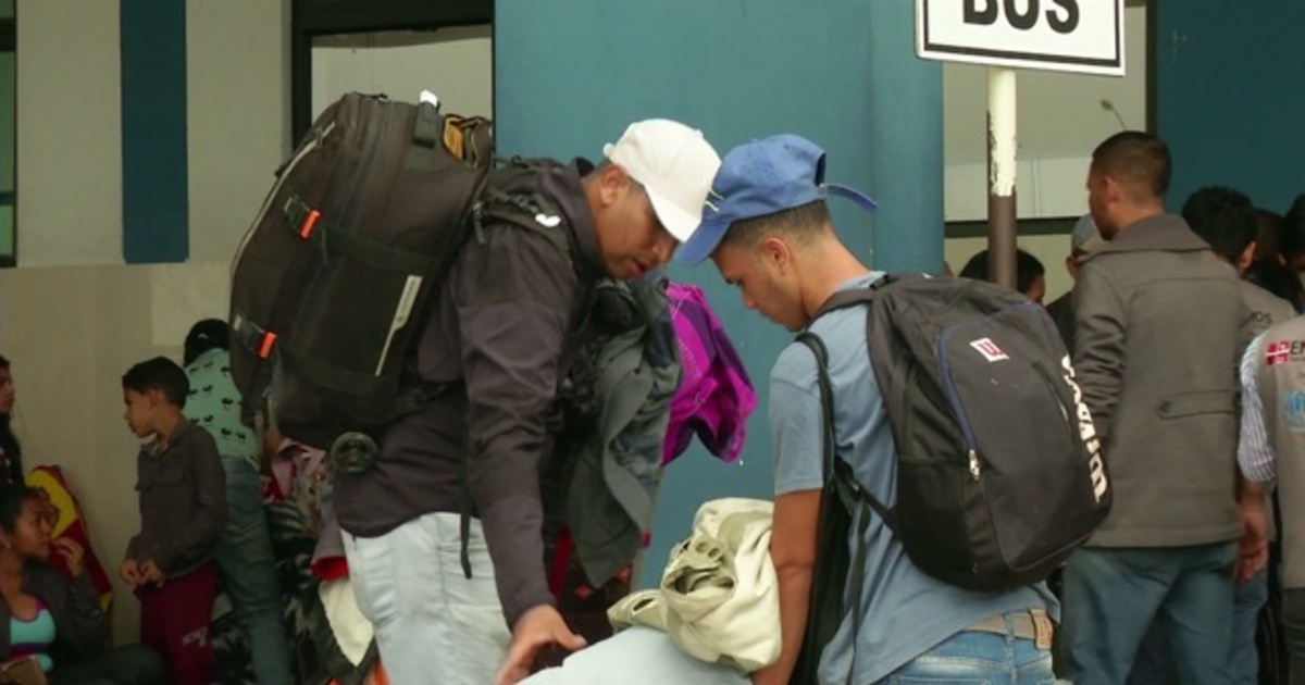 Temporary residency permits a lifeline for Venezuelans in Peru | UNHCR ...