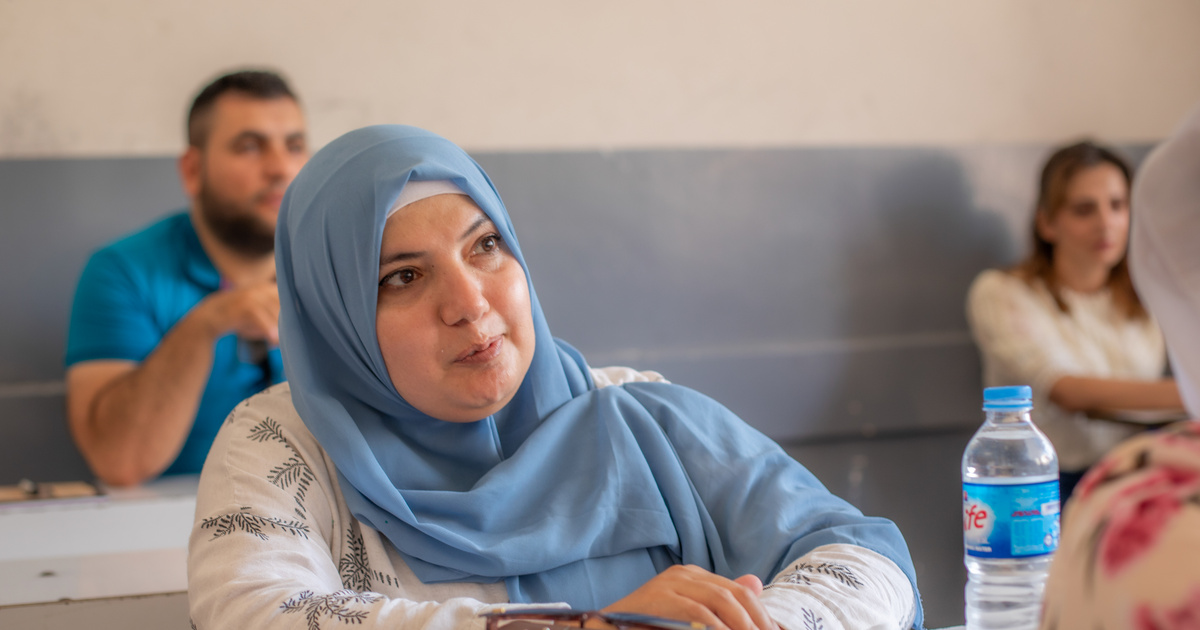 Syrian refugee teachers bridge the language gap to strengthen education ...