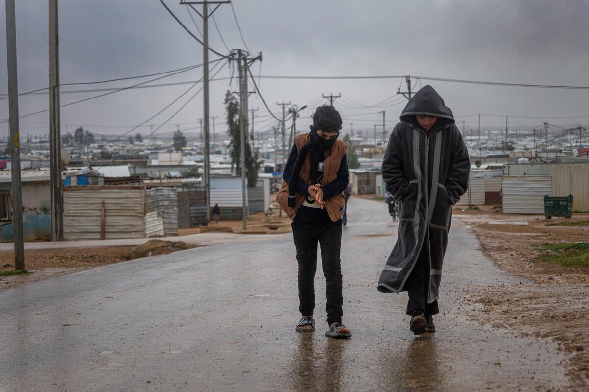 한걸음 더 가까이 | UNHCR Republic of Korea