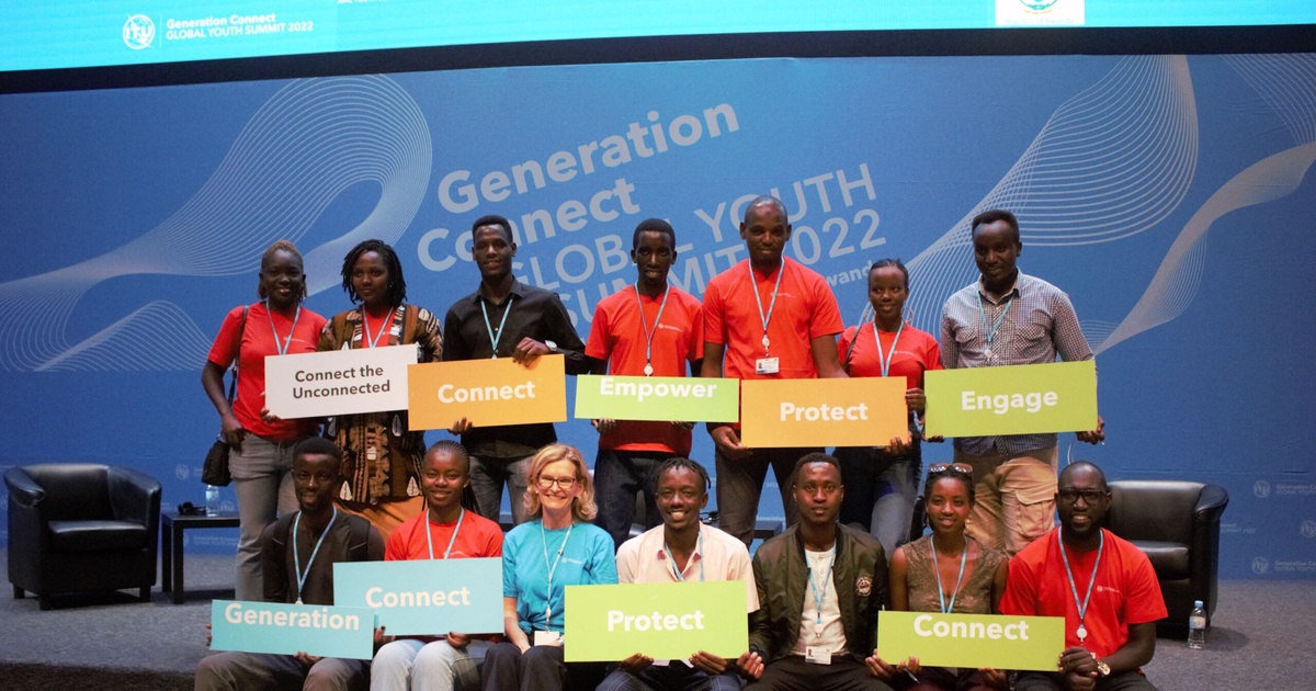 Refugee Youth share their vision for a more connected world | UNHCR Rwanda