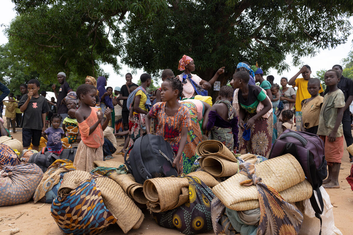 In northern Mozambique, people flee new attacks while others return ...