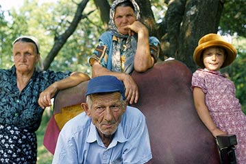 This is the best place in the world, Bosnian returnee tells UN official ...