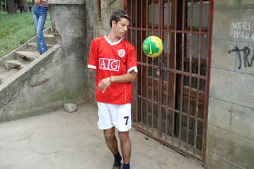 Football helps displaced Serbian boy forget his handicap | UNHCR