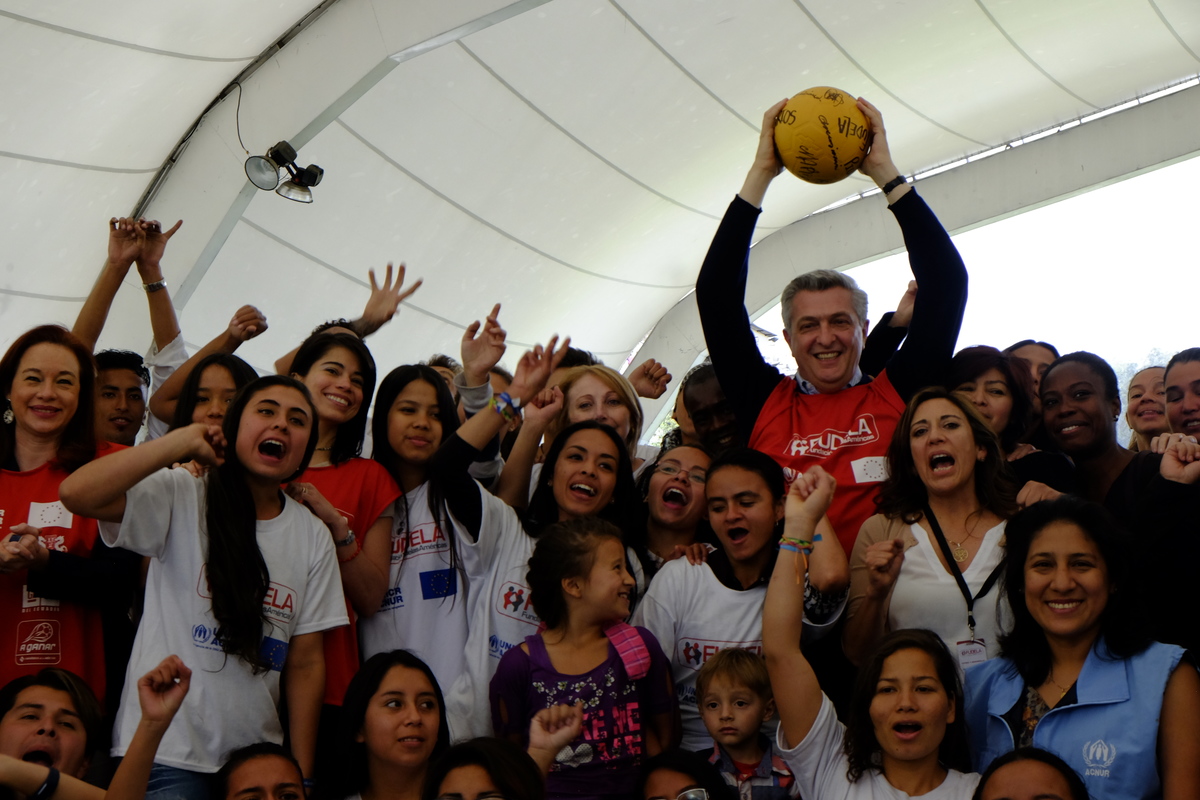 UNHCR chief highlights Ecuador's commitment to solutions for refugees ...