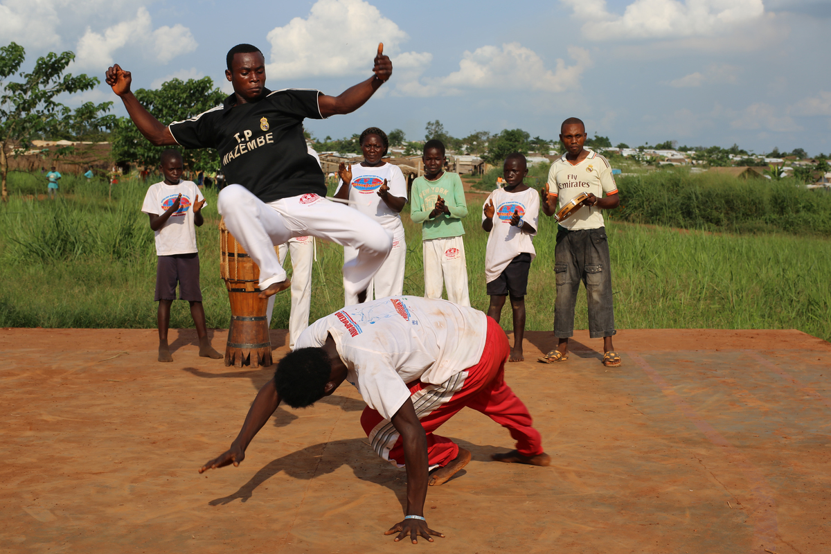 Ahead of Rio 2016, capoeira brings a taste of Brazil to DRC | UNHCR