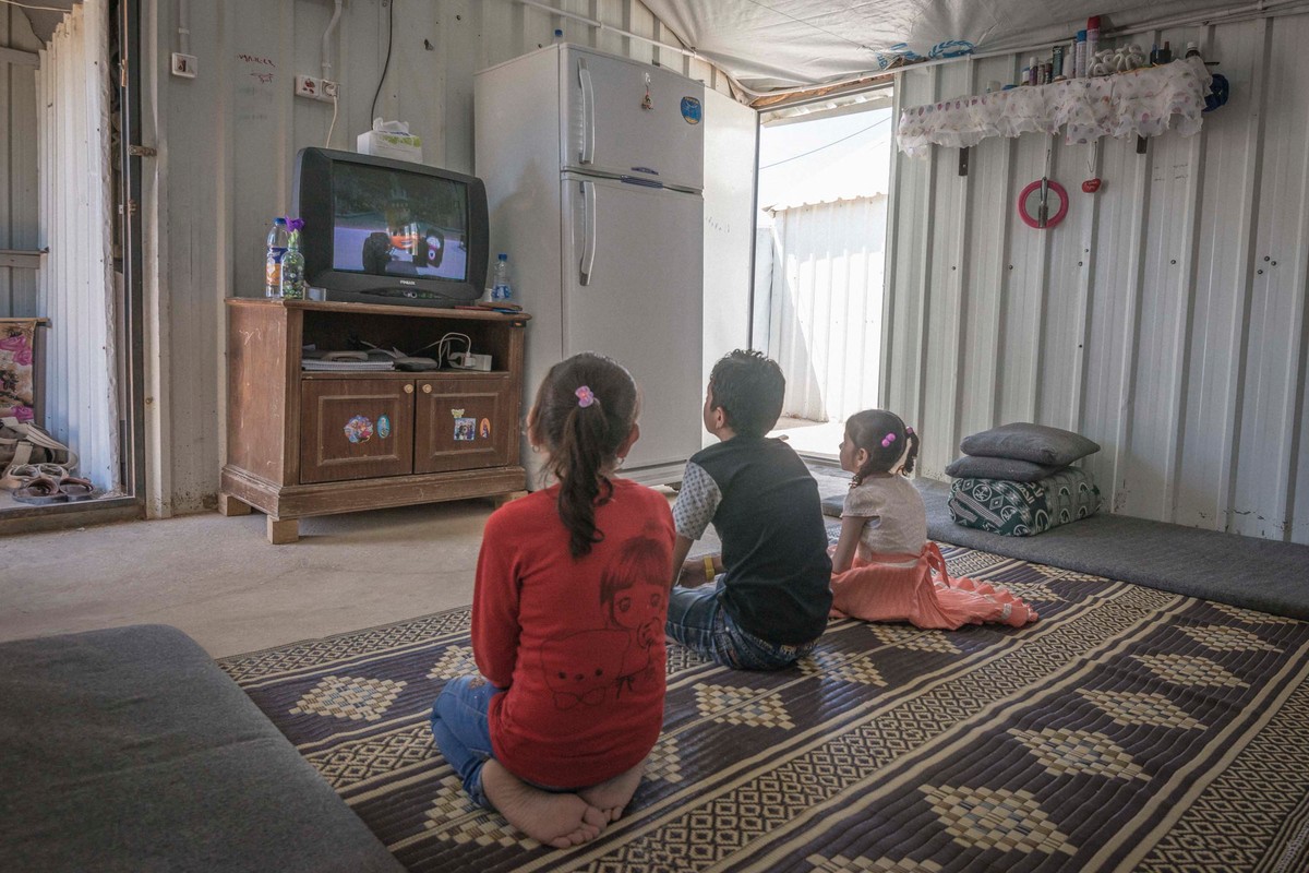 Jordan's Azraq becomes world's first clean energy refugee camp | UNHCR