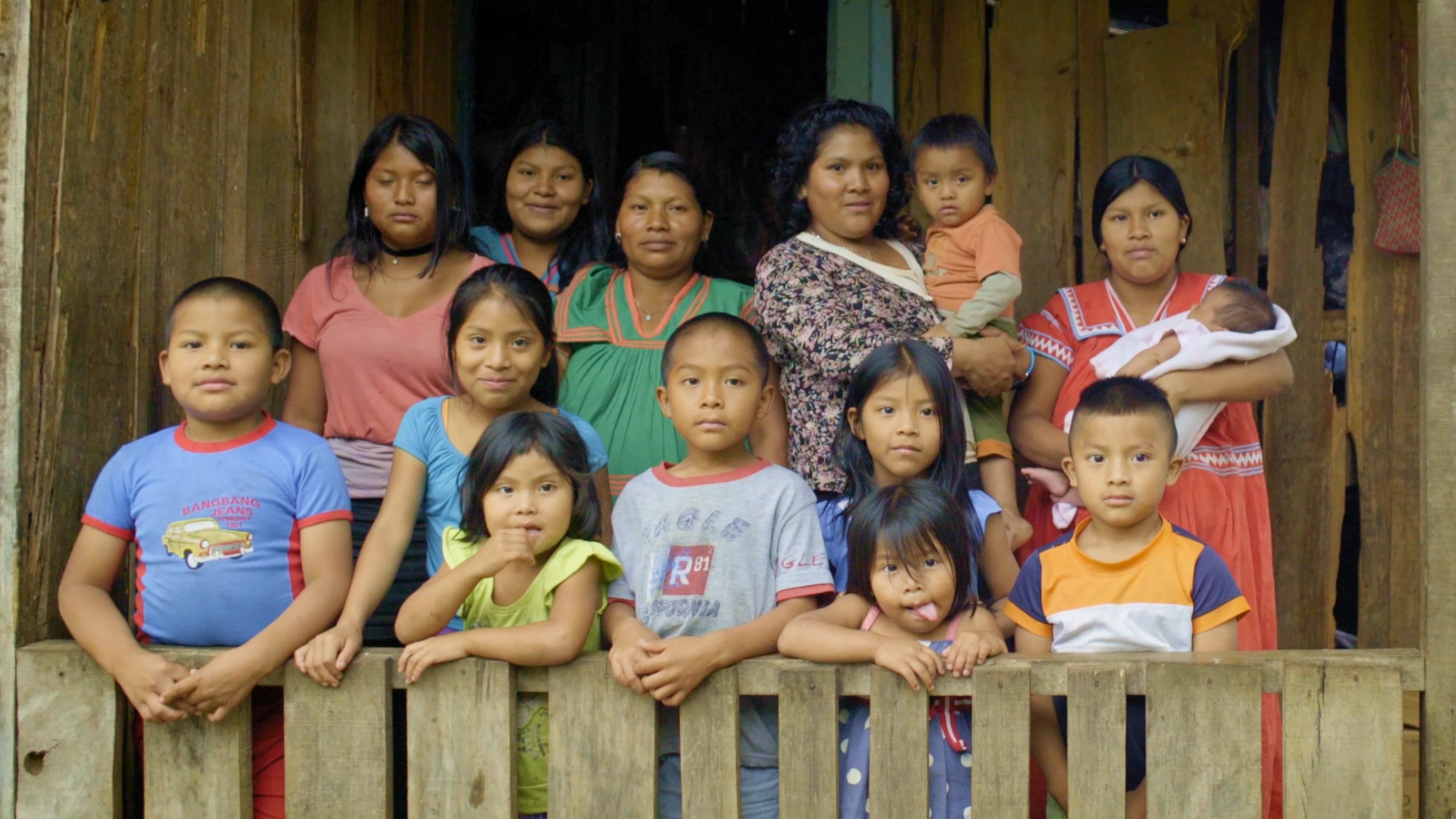 Registration drive brings indigenous families out of the shadows | UNHCR