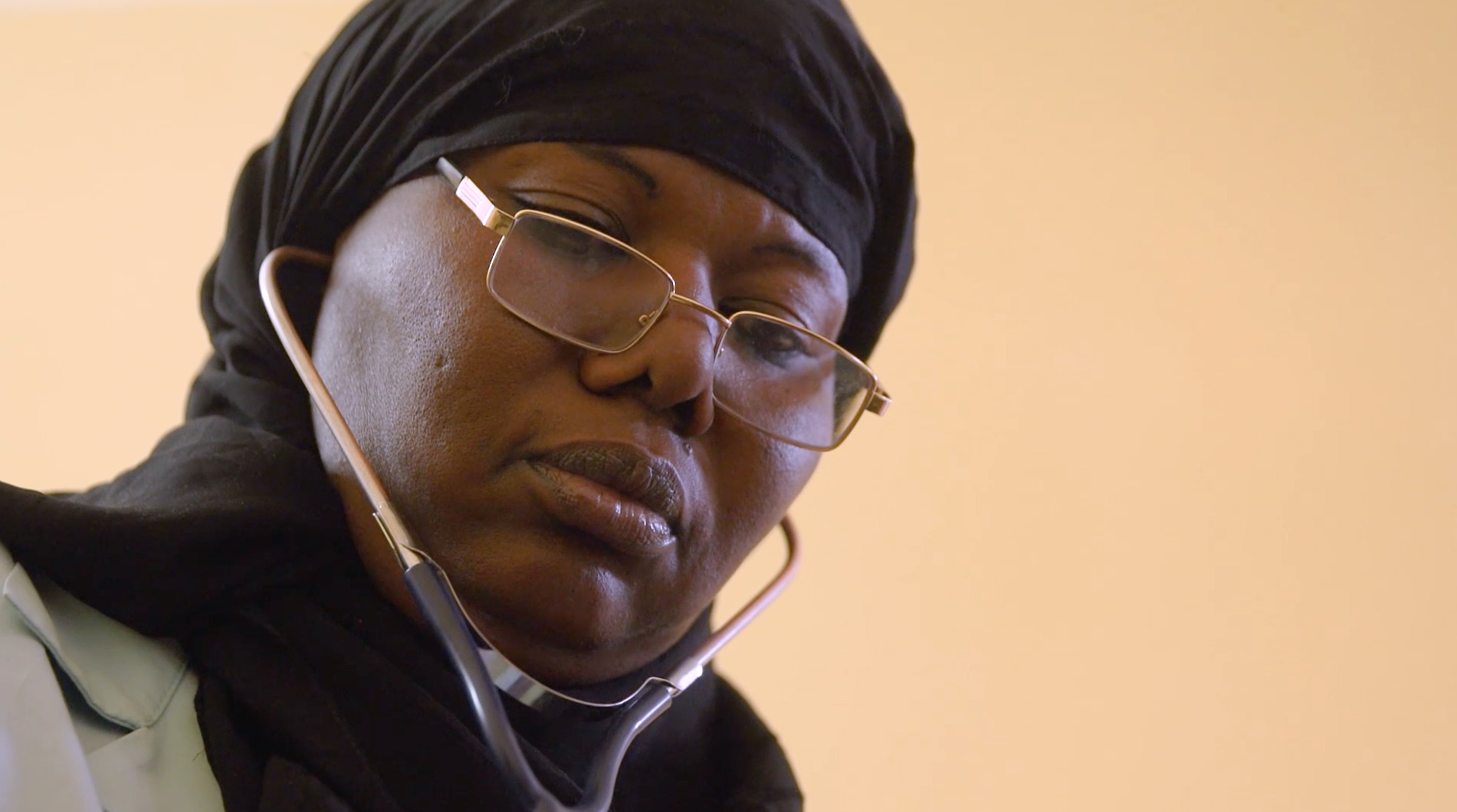 Soigner une ville qui se rétablit au Mali | HCR