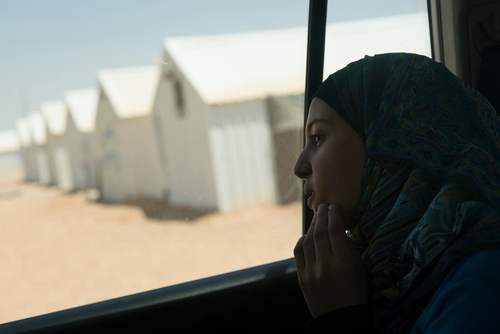 A teenage refugee champions girls' education | UNHCR