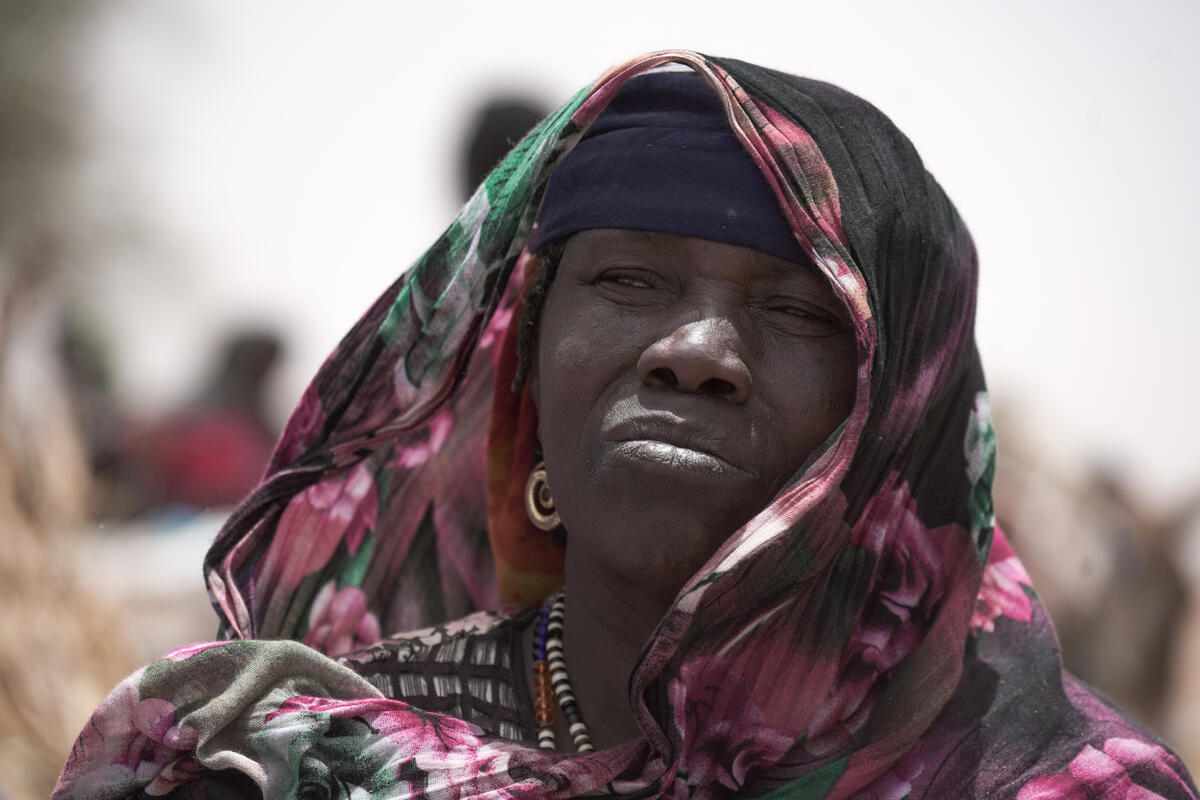Sudanese refugees in Chad moved to safety away from border | UNHCR