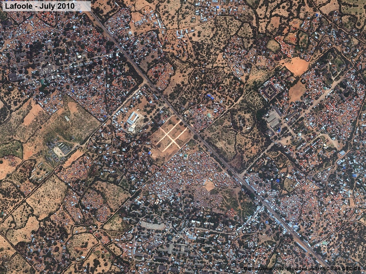 Satellite photos show spectacular urban growth west of Mogadishu | UNHCR