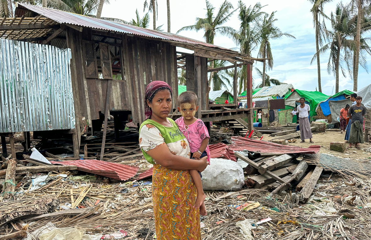 Displaced families in Myanmar brace for monsoon season in cyclone ...