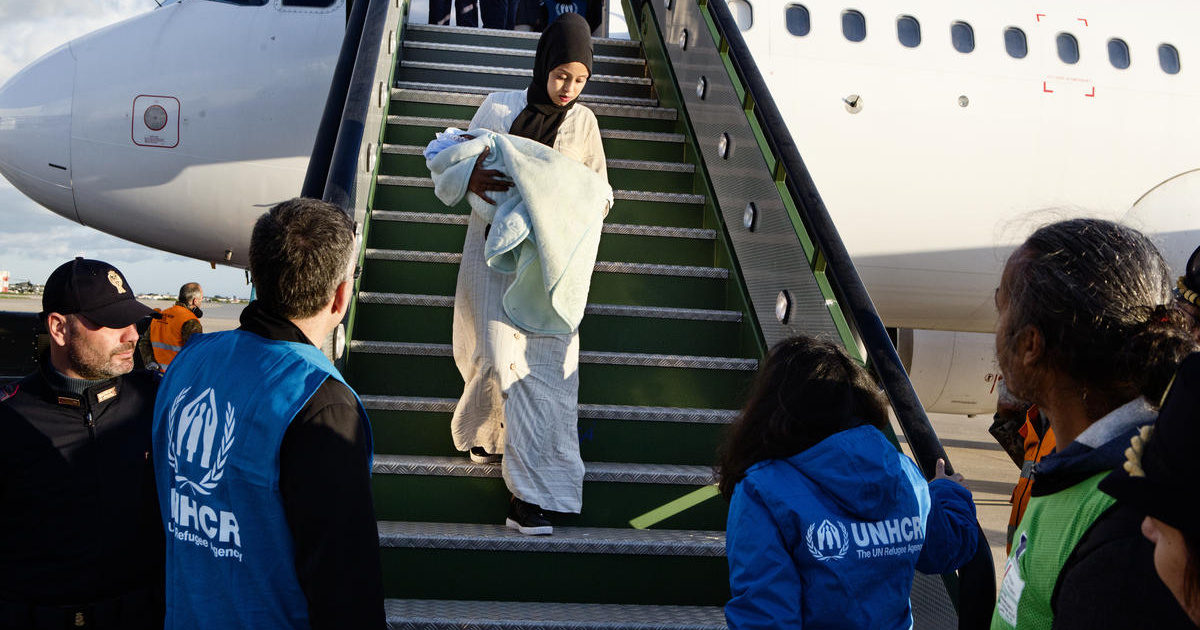 Build better futures | UNHCR