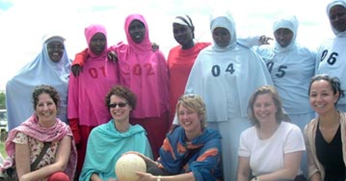 Designers on a mission: dressing refugee girls for sports | UNHCR