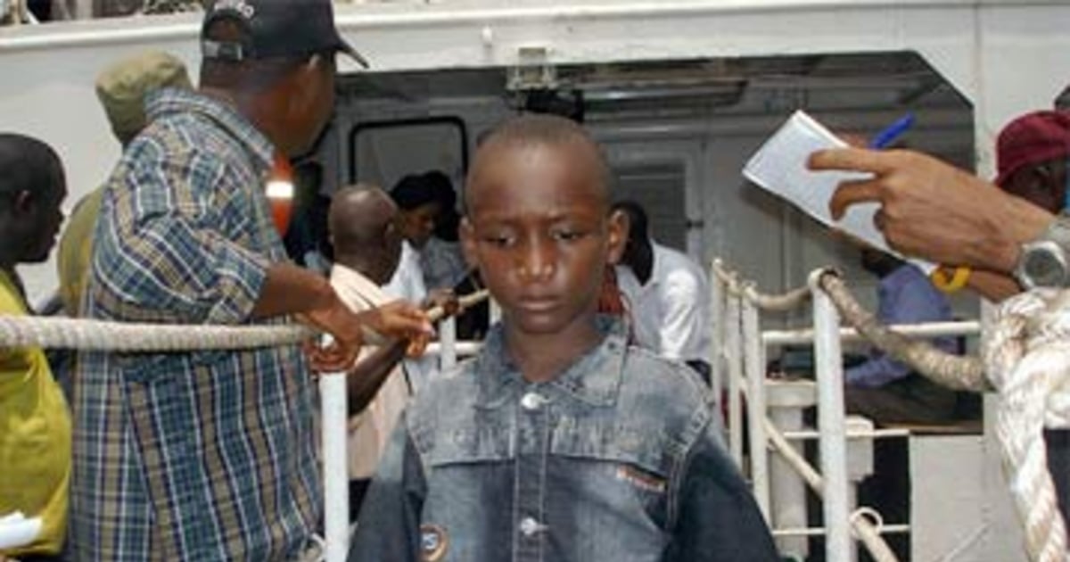 More than 200 Liberians return home by ship as UNHCR resumes sea-borne ...