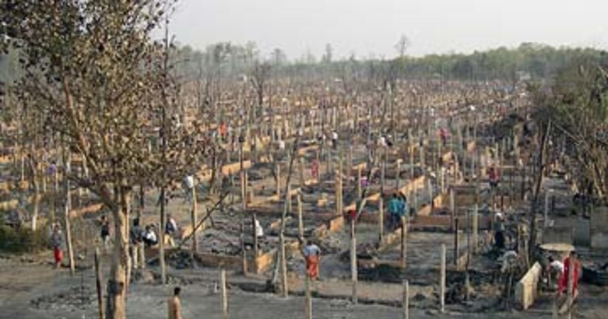 Fire razes refugee camp in Nepal; aid rushed to the homeless | UNHCR