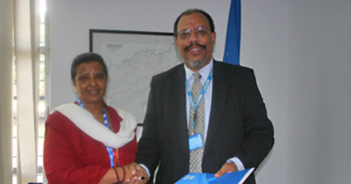 Vaccines for refugees under UNHCR-UNICEF agreement | UNHCR