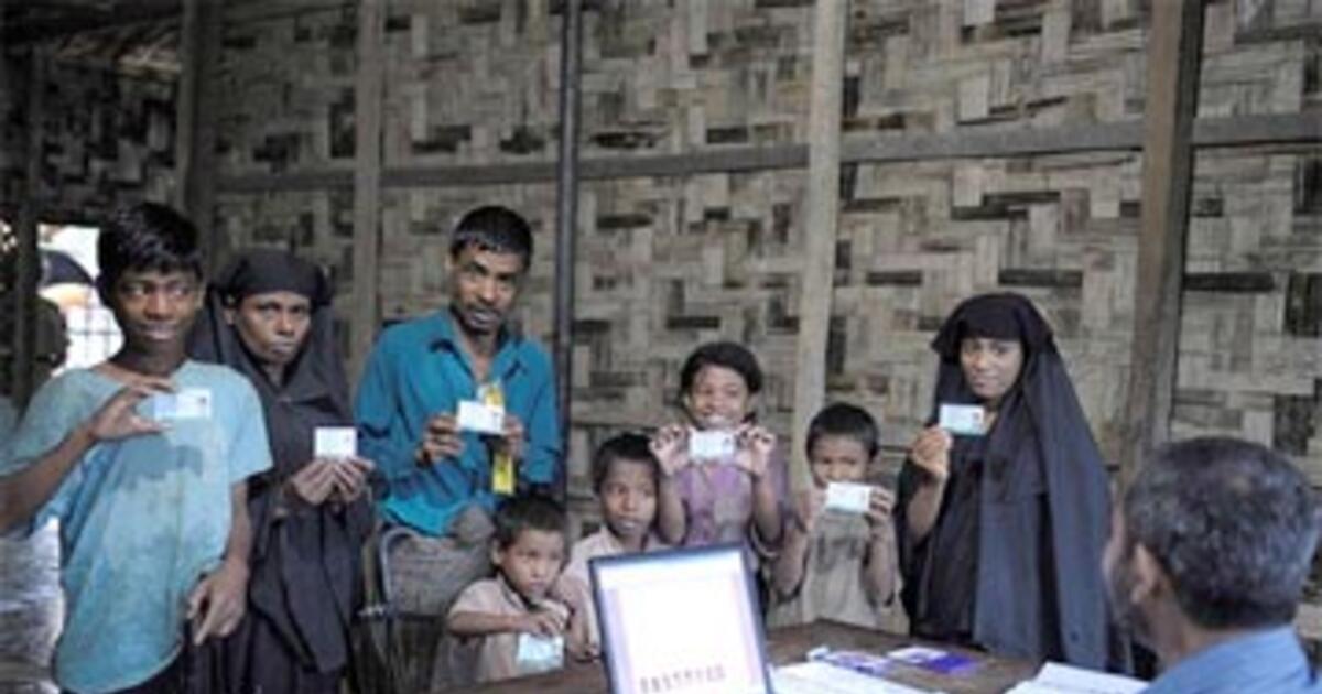 UNHCR cards give refugees in Bangladesh individual identities | UNHCR