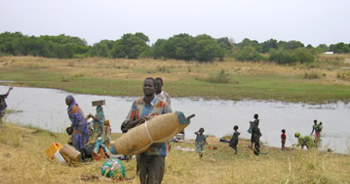 Spreading conflict in Central African Republic forces civilians into ...