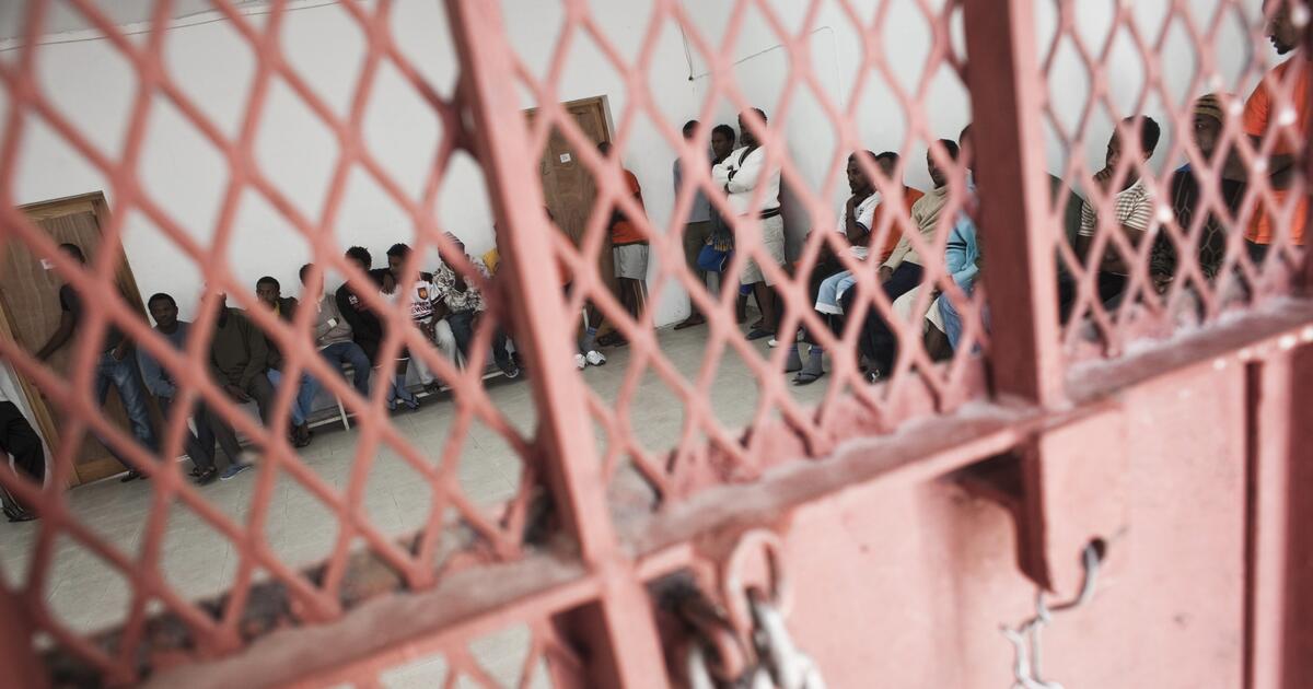 UNHCR urges states to avoid detaining asylum-seekers | UNHCR