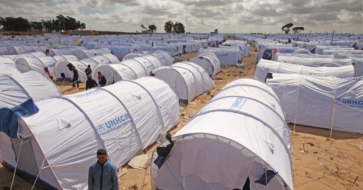 UNHCR closes camp in south Tunisia, moves services to urban areas | UNHCR