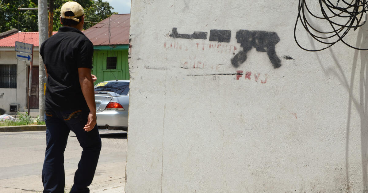 Deported children face deadly new dangers on return to Honduras | UNHCR