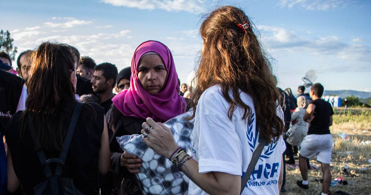 UNHCR chief issues key guidelines for dealing with Europe's refugee ...