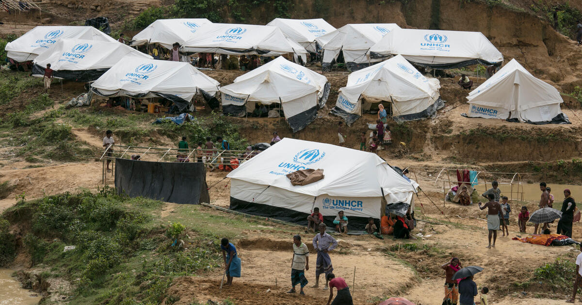 UNHCR: First group of Rohingya refugees moves to new emergency shelters ...