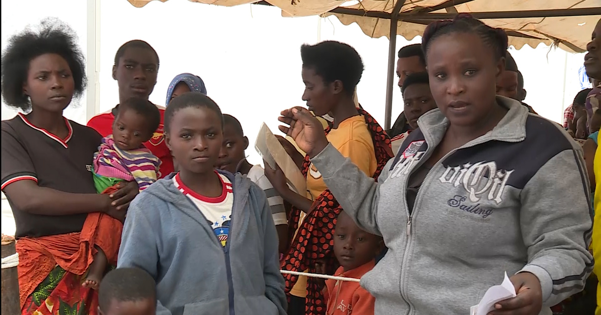 Verification helps refugees eye the future | UNHCR