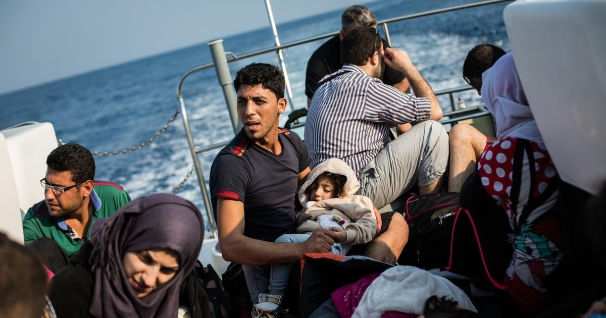 Protection at sea | UNHCR