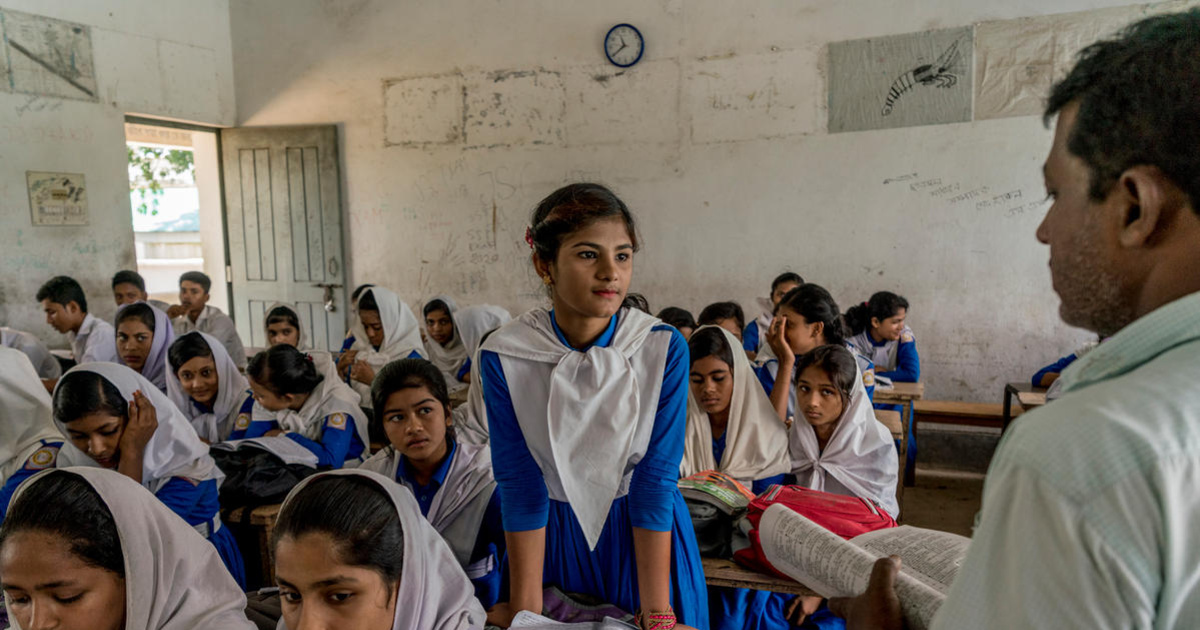 New support for refugees also helps hosts – World Bank official | UNHCR