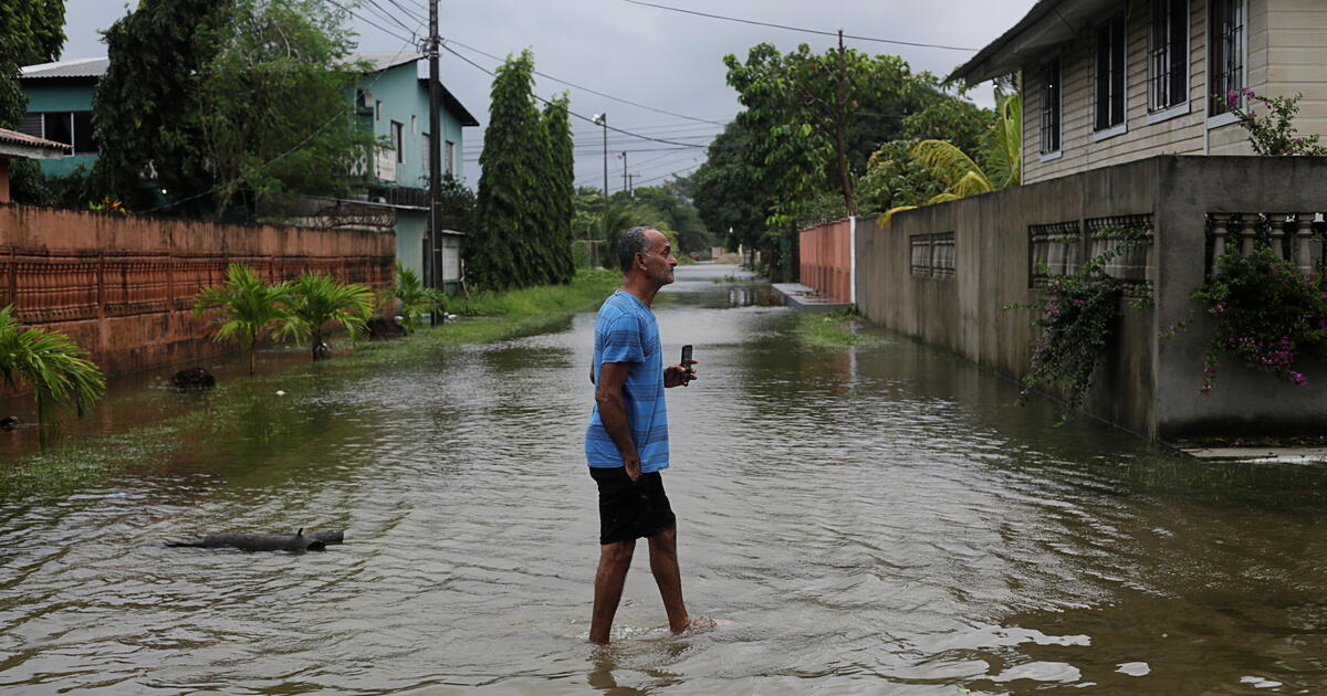 Data reveals impacts of climate emergency on displacement | UNHCR