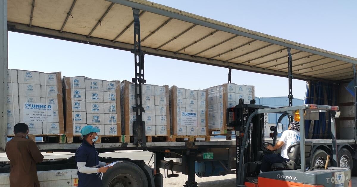 UNHCR rushes aid by air and road after Pakistan floods; steps up ...