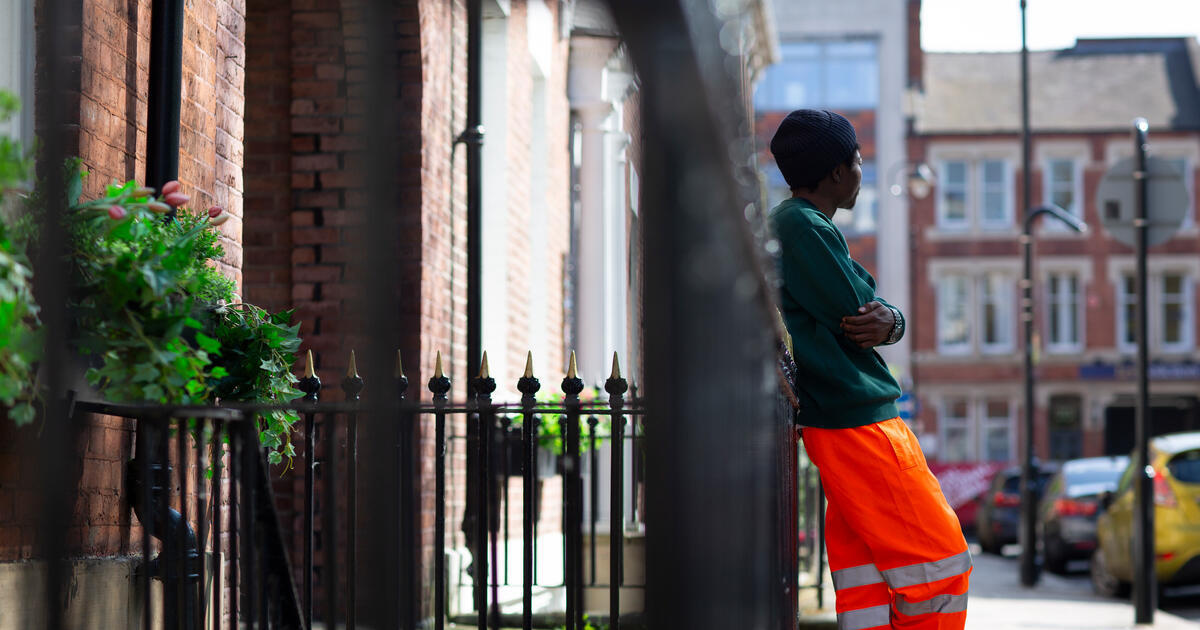 An Uncertain Future: A journey through the move-on period | UNHCR UK