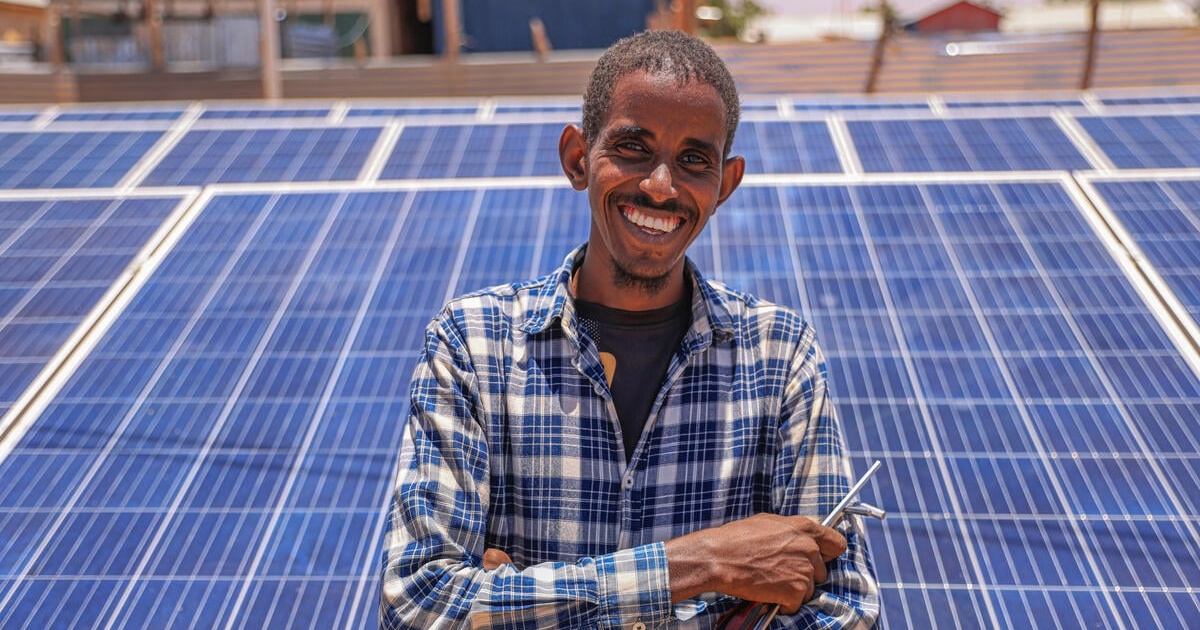Solar cooperative brings light and development to refugees in Ethiopia ...