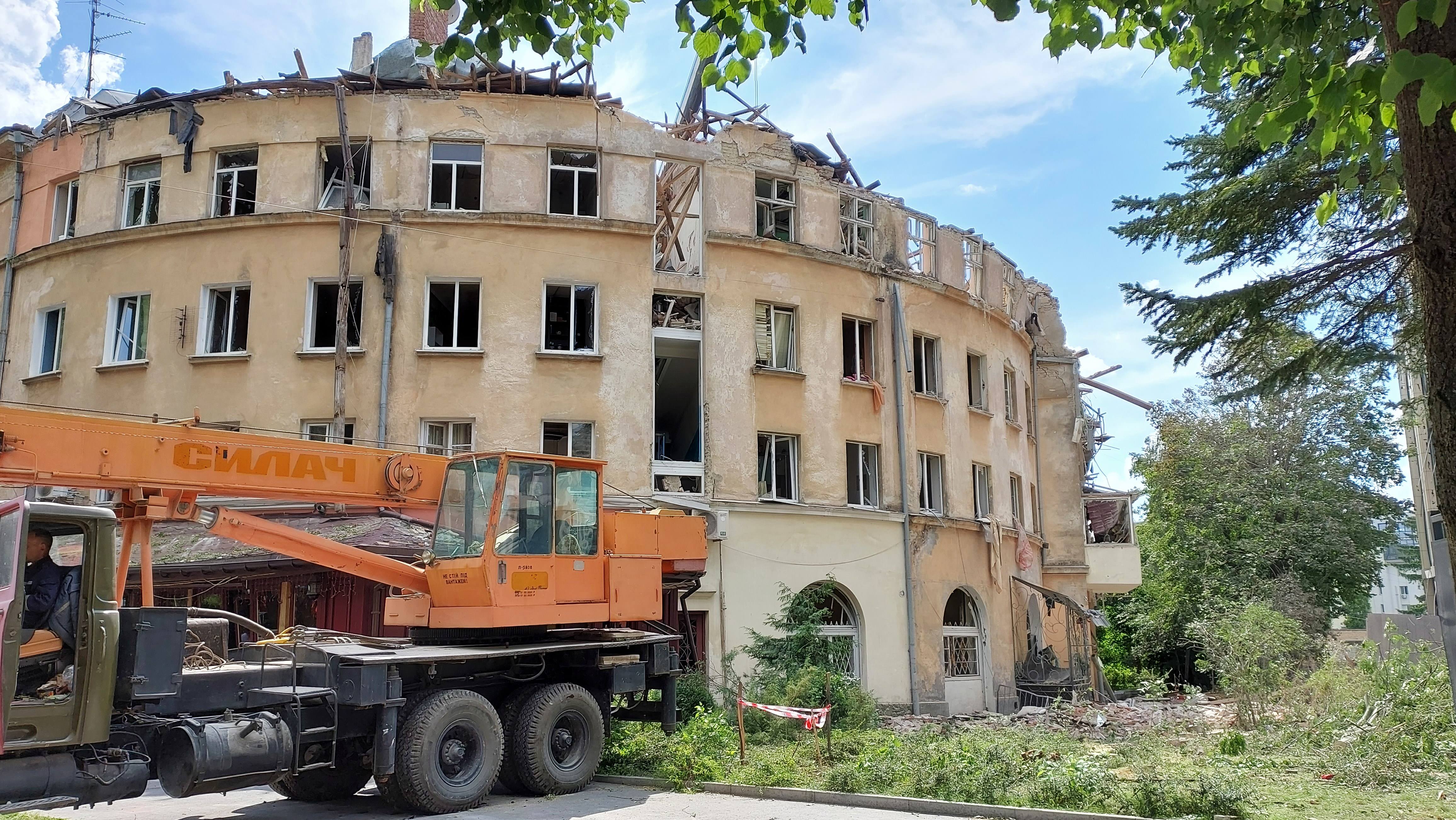 Abandoned hospital gets new life as a home for Ukrainian refugees in ...
