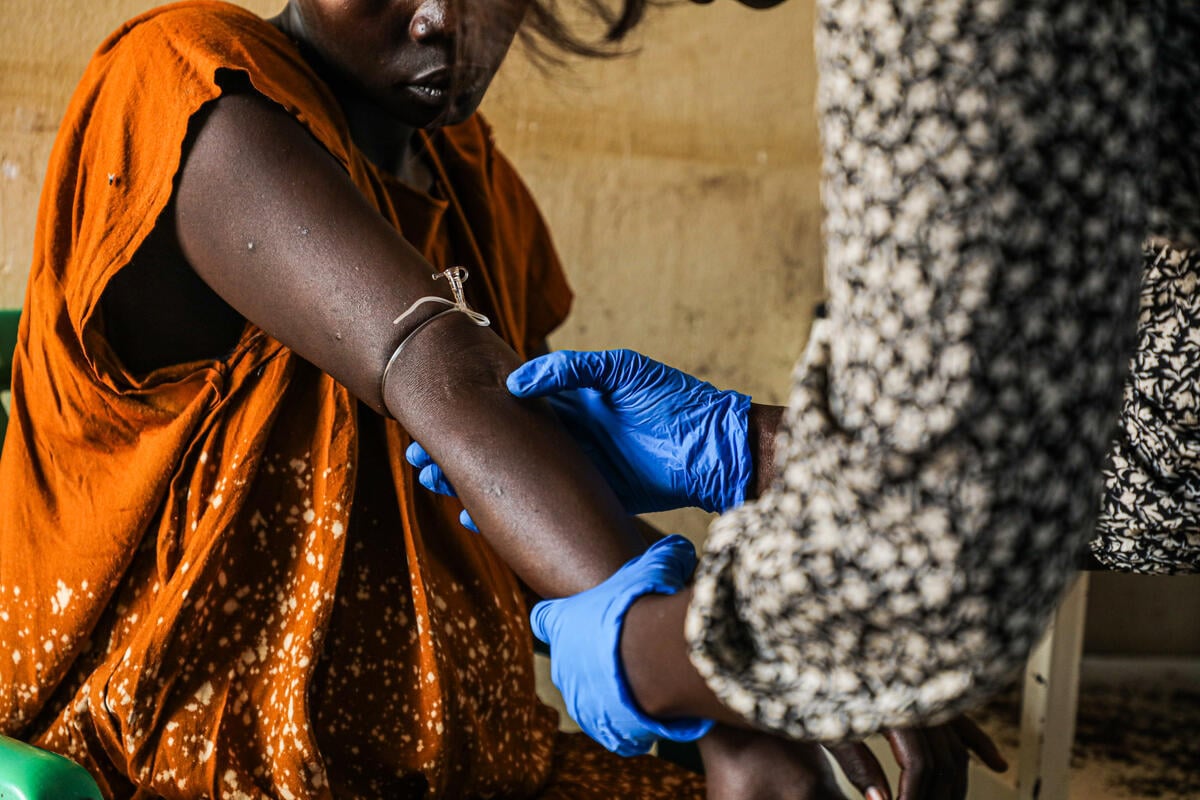 Access to healthcare | UNHCR US