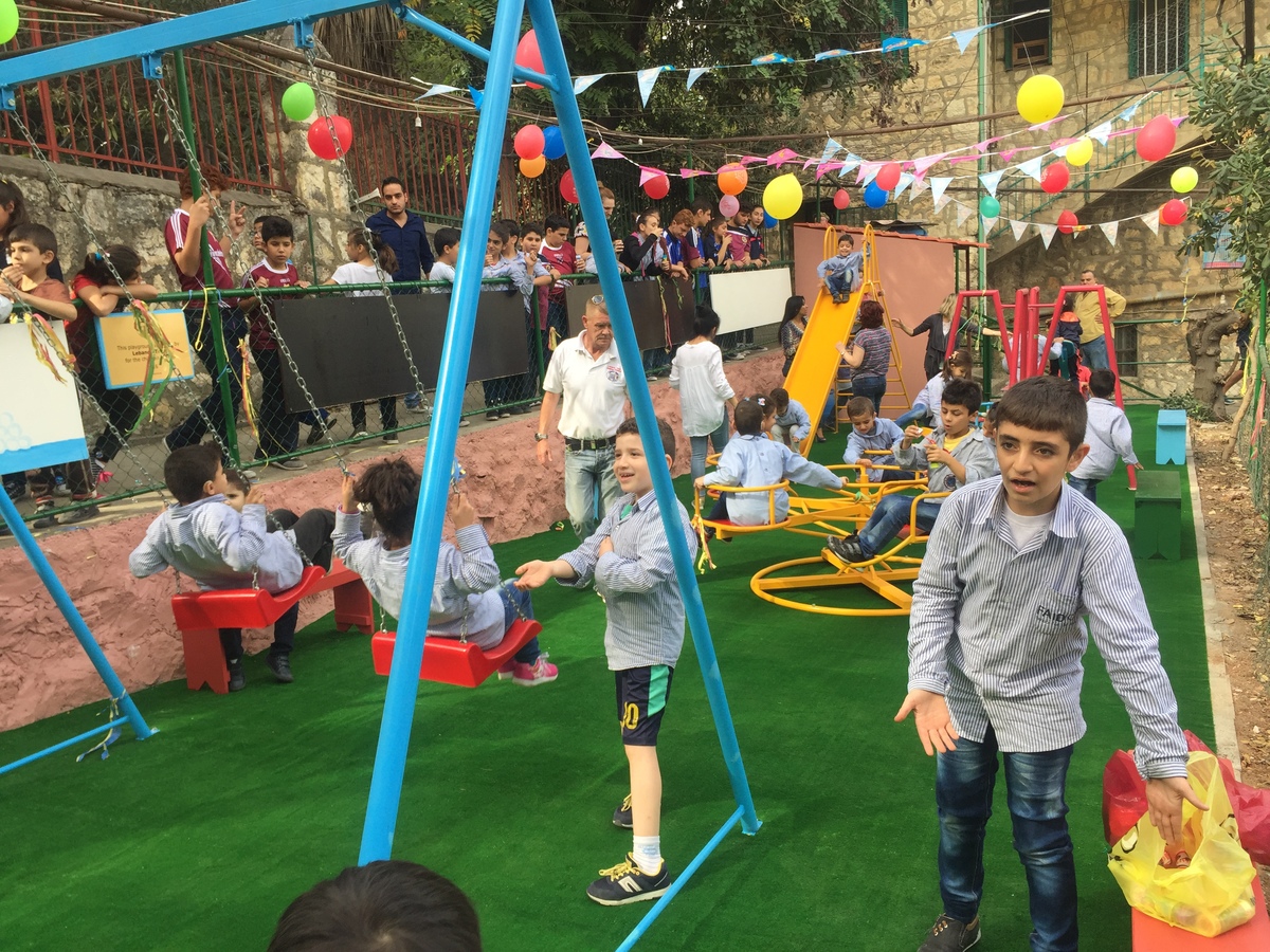 Lebanese school empowers children with hearing impairment | UNHCR US