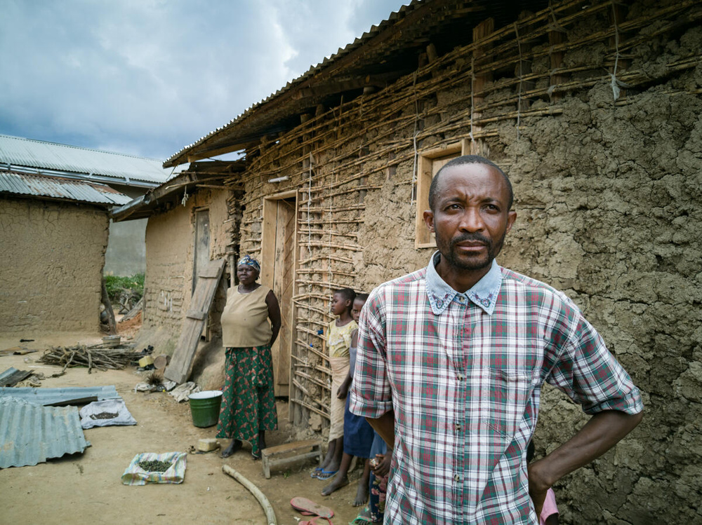 Forced from their homes, displaced Congolese in dire need of shelter ...