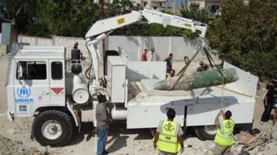 Landmine danger to displaced highlighted at new programme launch | UNHCR US